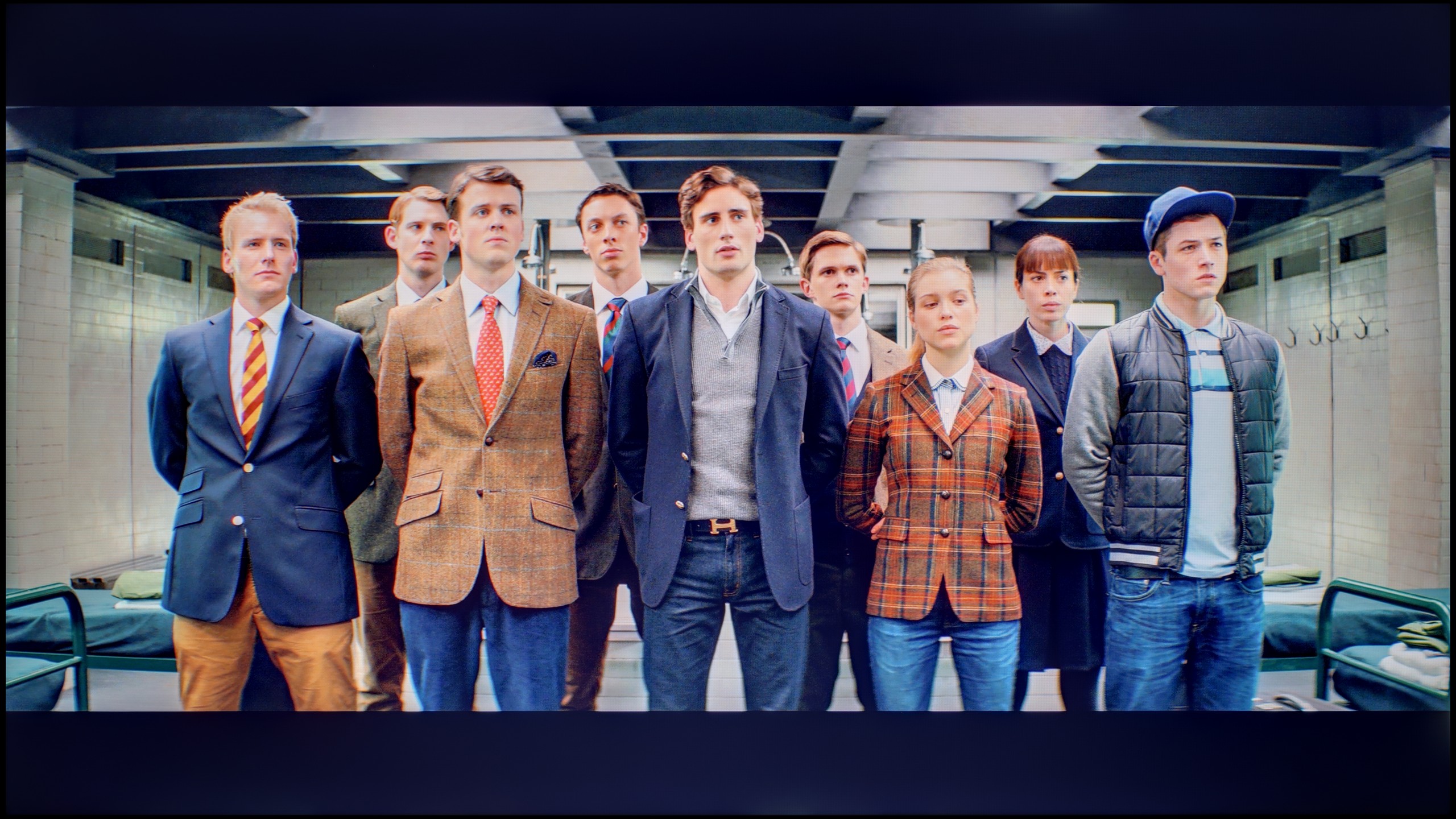 Compare Samsung QN90F / QN92F vs Blaupunkt UGC5500S