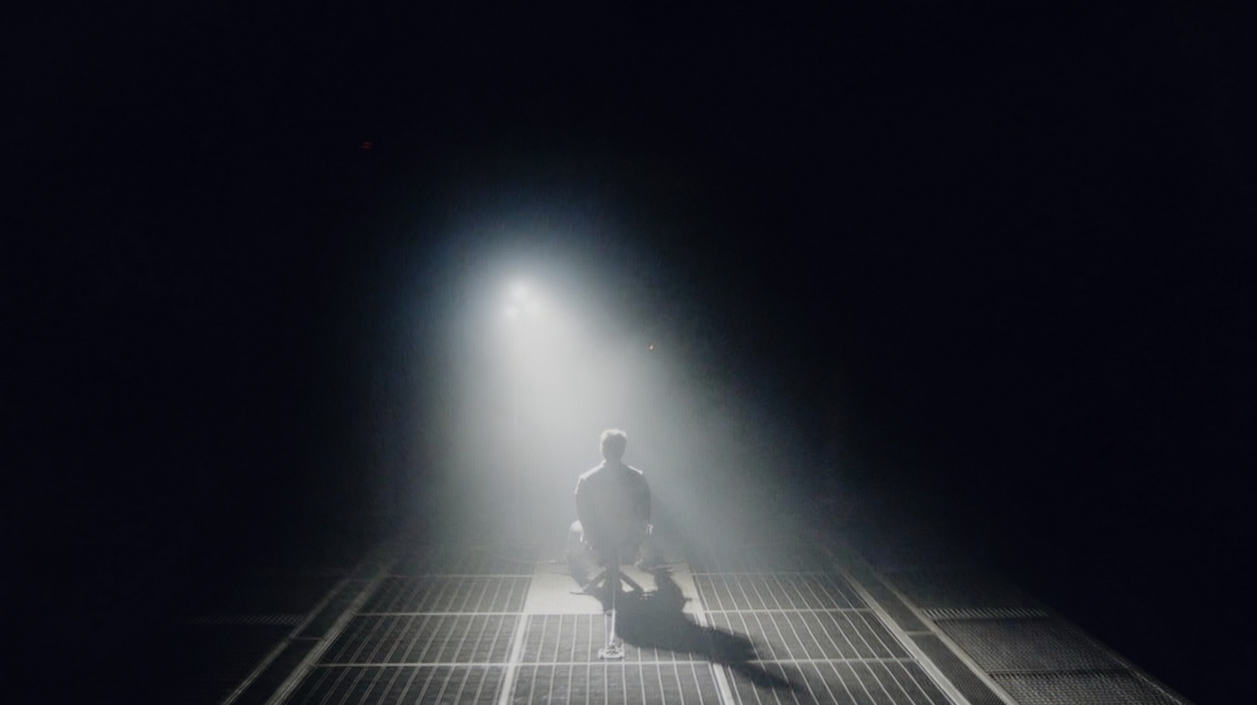 Compare SAMSUNG OLED S95F (QD-OLED) vs PHILIPS PUS9010 (IPS)